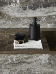 Residential Apartment Amsterdam - Studio Piet Boon