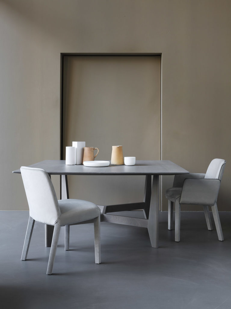 YKE dining table - Studio Piet Boon