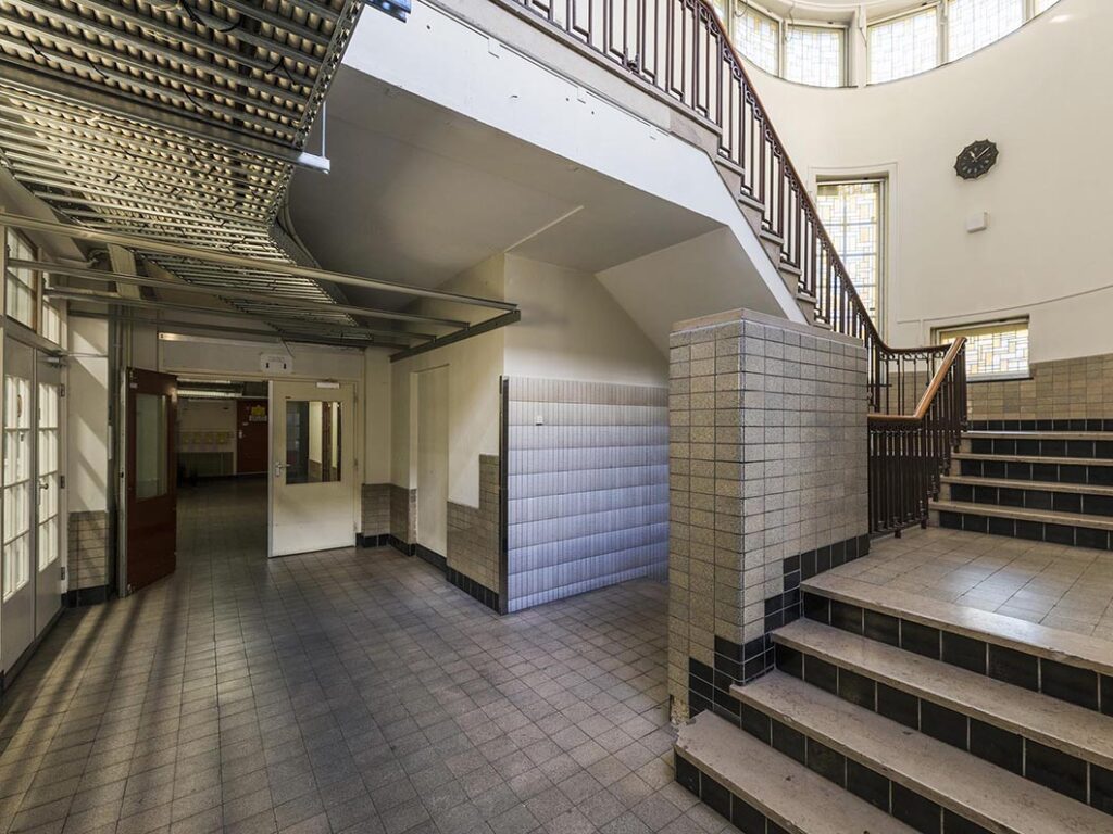 Apartment complex: De Centrale - Studio Piet Boon